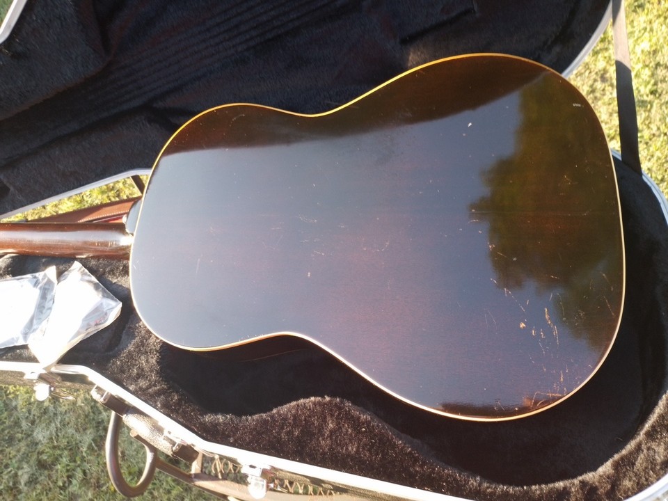 Gibson B-25 NATURAL Acoustic Vintage Player Extras Case Great Playing ...