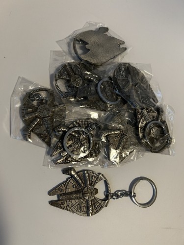 (9 Pack) Star Wars Millennium Falcon Replica Keychain Metal Pendant ...