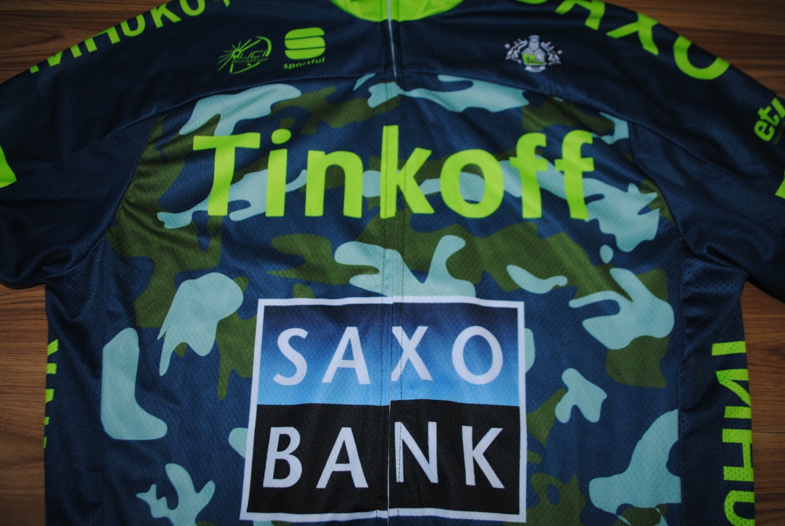 TINKOFF SAXO BANK UCI WORLD TOUR CYCLING JERSEY SHIRT SIZE MENS LARGE ...