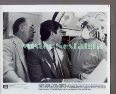 Vintage Photo 1985 Pernell Roberts Trapper John Dr Robert Jarvik | eBay
