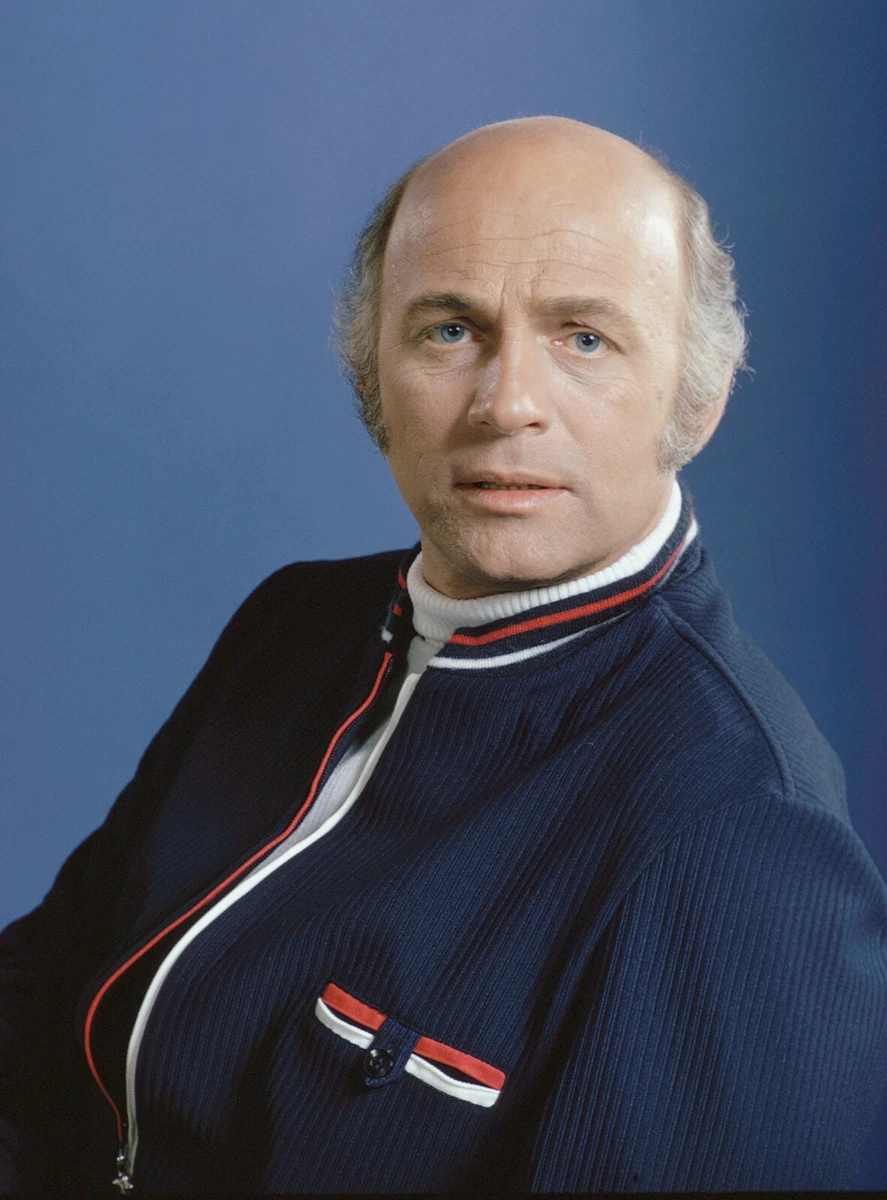 Gavin Macleod Mary Tyler Moore