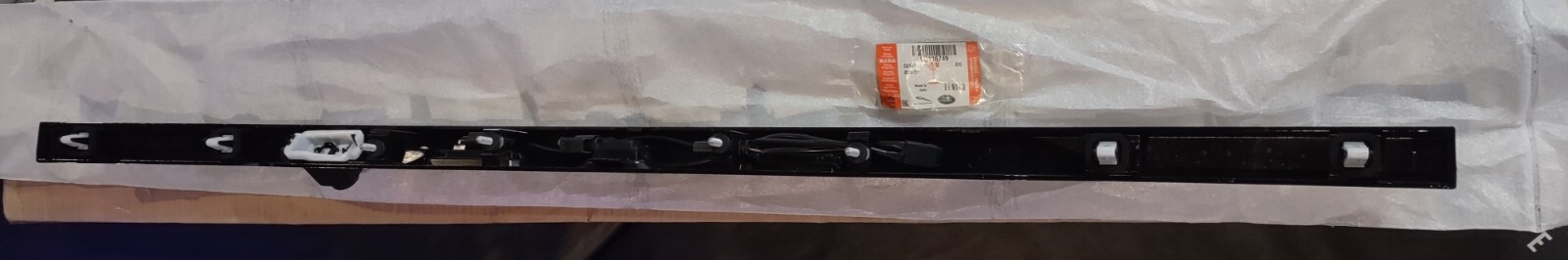 Range Rover Evoque 5 Door OEM L538 Gloss Black Tailgate Trim Molding ...