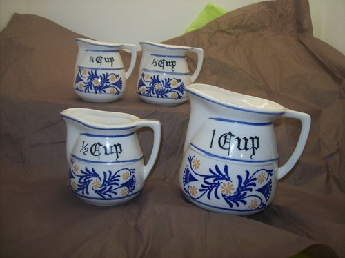 CERAMIC PENNSYLVANIA DUTCH STYLE MEASURING CUPS/PITCHERS | eBay