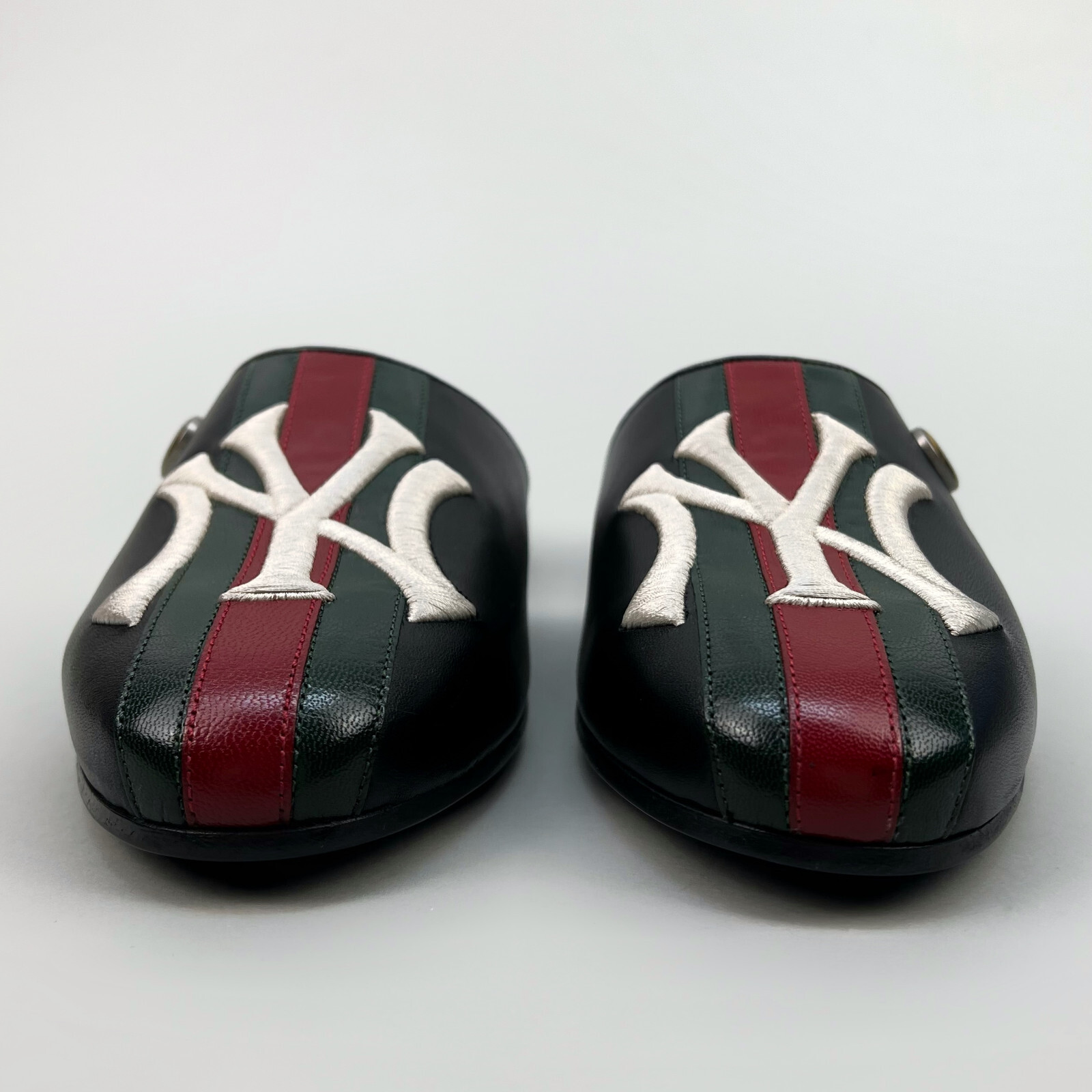 New GUCCI NY Yankees Web mule black leather 4.5 G or 8.5 US 38.5 EUR ...