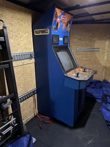 Arcade Machine Capcom Big Blue Super street Fighter 2 Cabinet ...