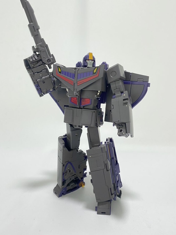 New RP-44 Astrotrain Thomas Triple Changers Big Train Figure FT In ...
