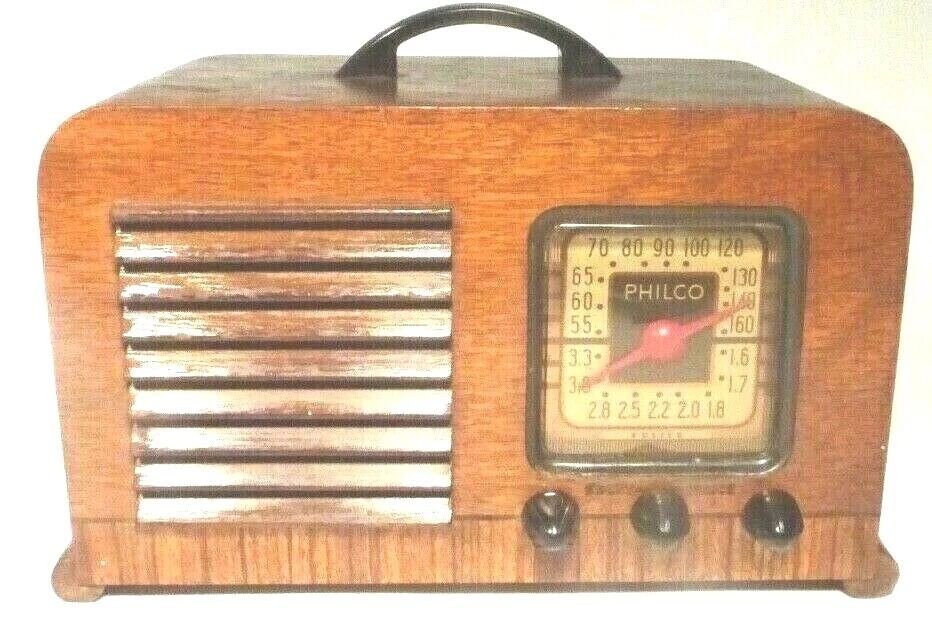 Philco Plastic Radio
