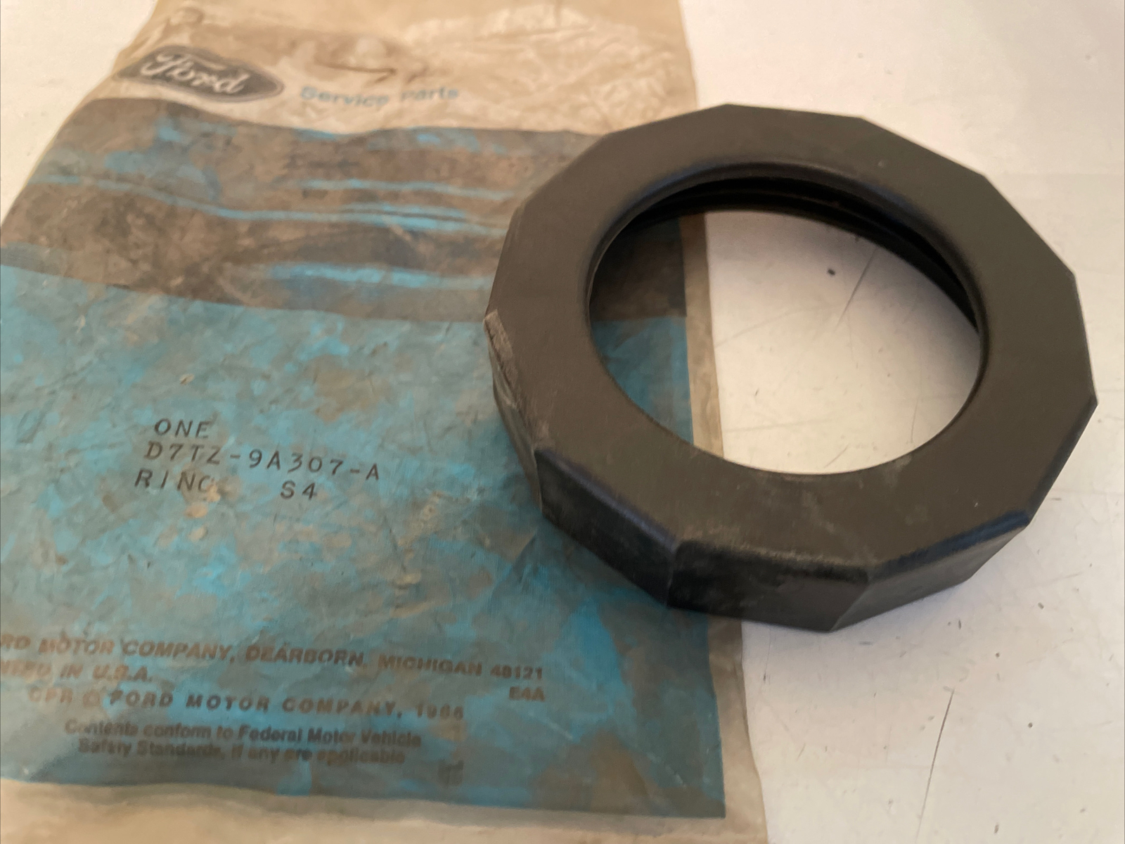 NOS Ford D7tz-9a307-a Plastic Fuel Tank Sender Lock Ring F150 F250 1977 ...
