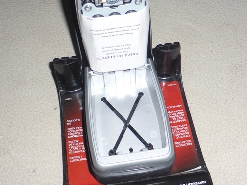 NEW MASTER LOCK SAFESPACE WALL MOUNT PUSH BUTTON LOCK BOX 5423D HOLDS ...