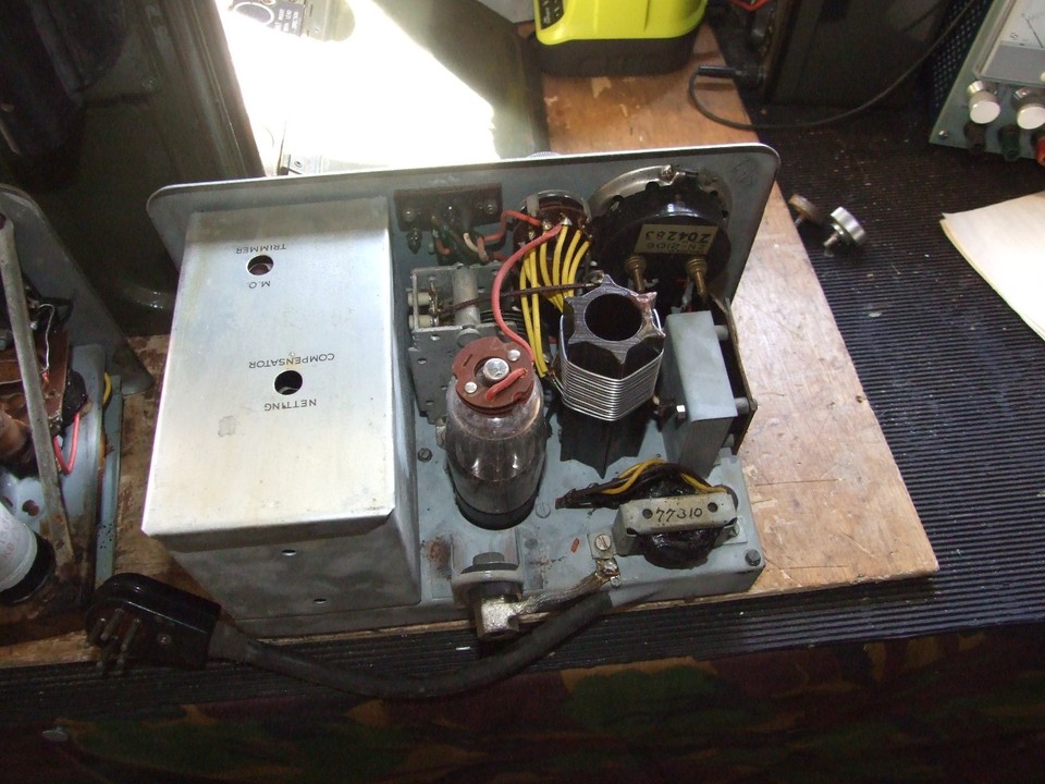 WS18 Army manpack radio, headset, mic military radios ww2 Airborne ...