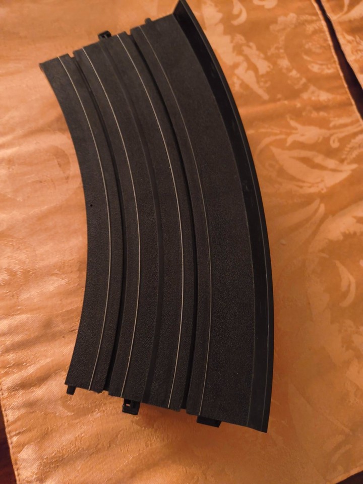 Life-Like HO Slot Car 9” Banked Curve Track With Rails Life Like Lot of ...