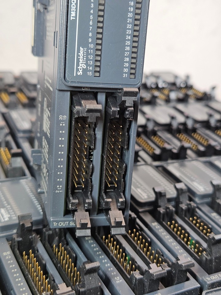 TM3DQ32TK 1PCS New Schneider TM3DQ32TK PLC Module FAST SHIP!💨 new open ...