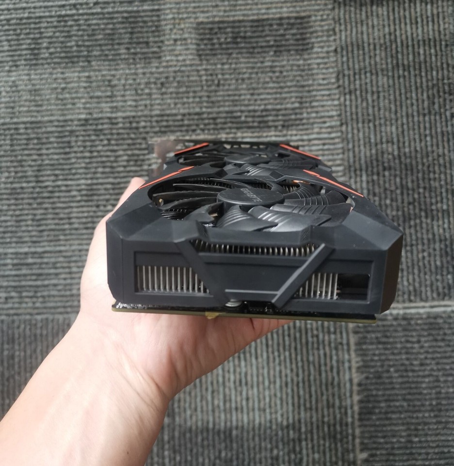 GIGABYTE AMD Radeon RX590 GME 8GB GDDR5 PCI-E Graphics Video Card DP ...