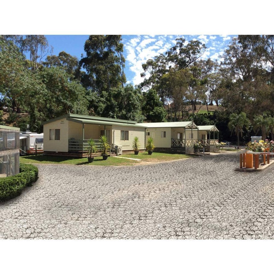 GRAVALOCK PERMEABLE PAVER Plastic Pavers 22"W Slim Grid (12-Pavers/40.5 ...