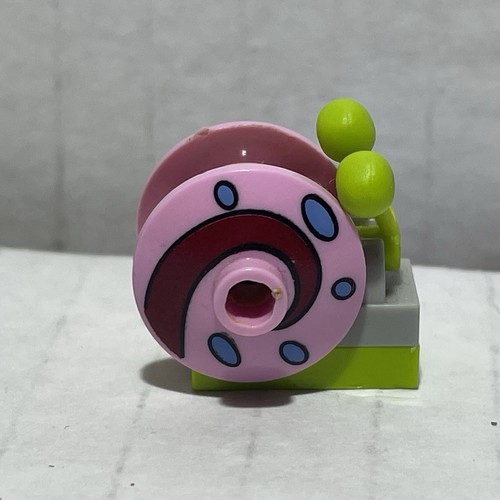 LEGO Minifigure - Gary (pink shell) #3818 3834 | eBay