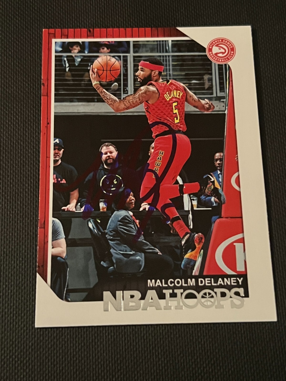 Malcolm Delaney Signed 2018-19 Panini NBA Hoops Card Auto Hawks ...