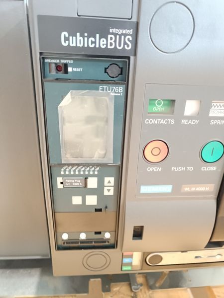 Siemens 3WL9213-6FE31-1BH1 Z Z=R30 Leistungsschalter 4000A + ETU76B ...