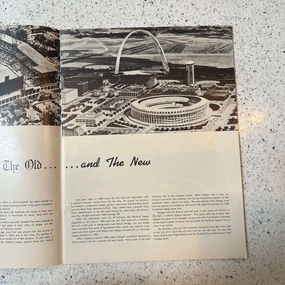 1965 ST LOUIS CARDINALS Yearbook BOB GIBSON LOU BROCK CURT FLOOD BILL ...