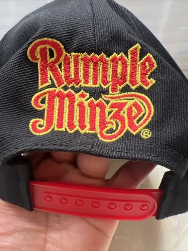 RUMPLE MINZ The Classic Wool Blend Black & Red Snapback OSFA Hat - NEW ...