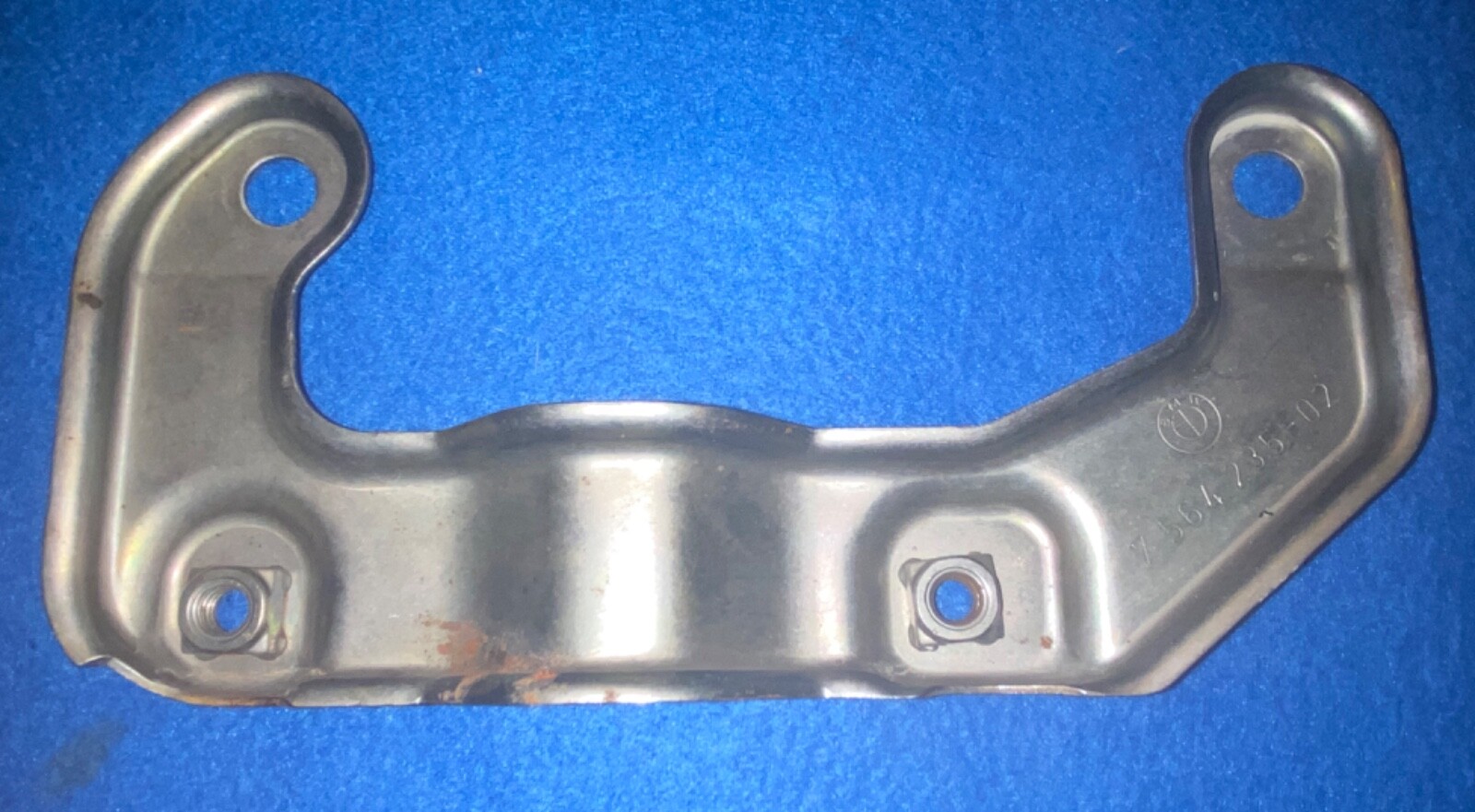 Genuine BMW Center Exhaust Mounting Bracket 18207564235 E60 LCI 528i ...