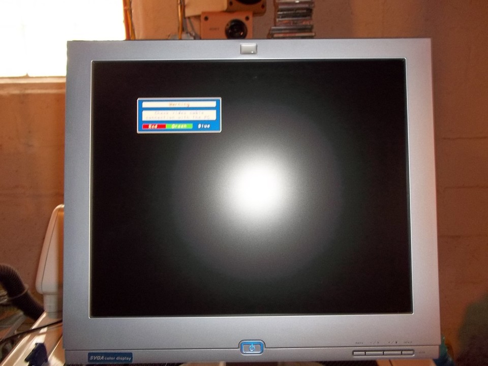 TATUNG L71 Monitor 17" Adjustable Stand Demo Unit Excellent | eBay