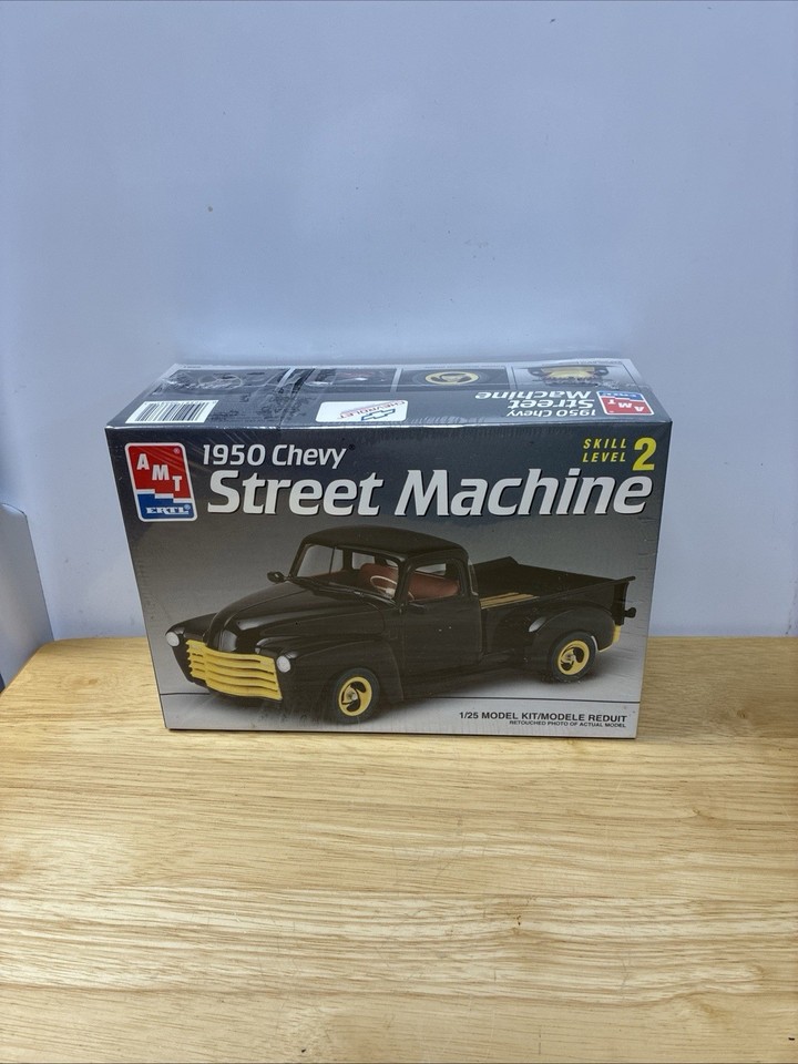 AMT/ERTL 1950 Chevy Street Machine 1:25 Model Kit #6681 1995 Factory ...