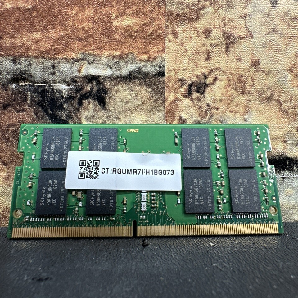 SK Hynix Model HMA82GS6CJR8N VK 16Gb 2Rx8 PC4 2666V SE1 11 DDR4 sk-hynix-model-hma82gs6cjr8n-vk-16gb-2rx8-pc4-2666v-se1-11-ddr4
