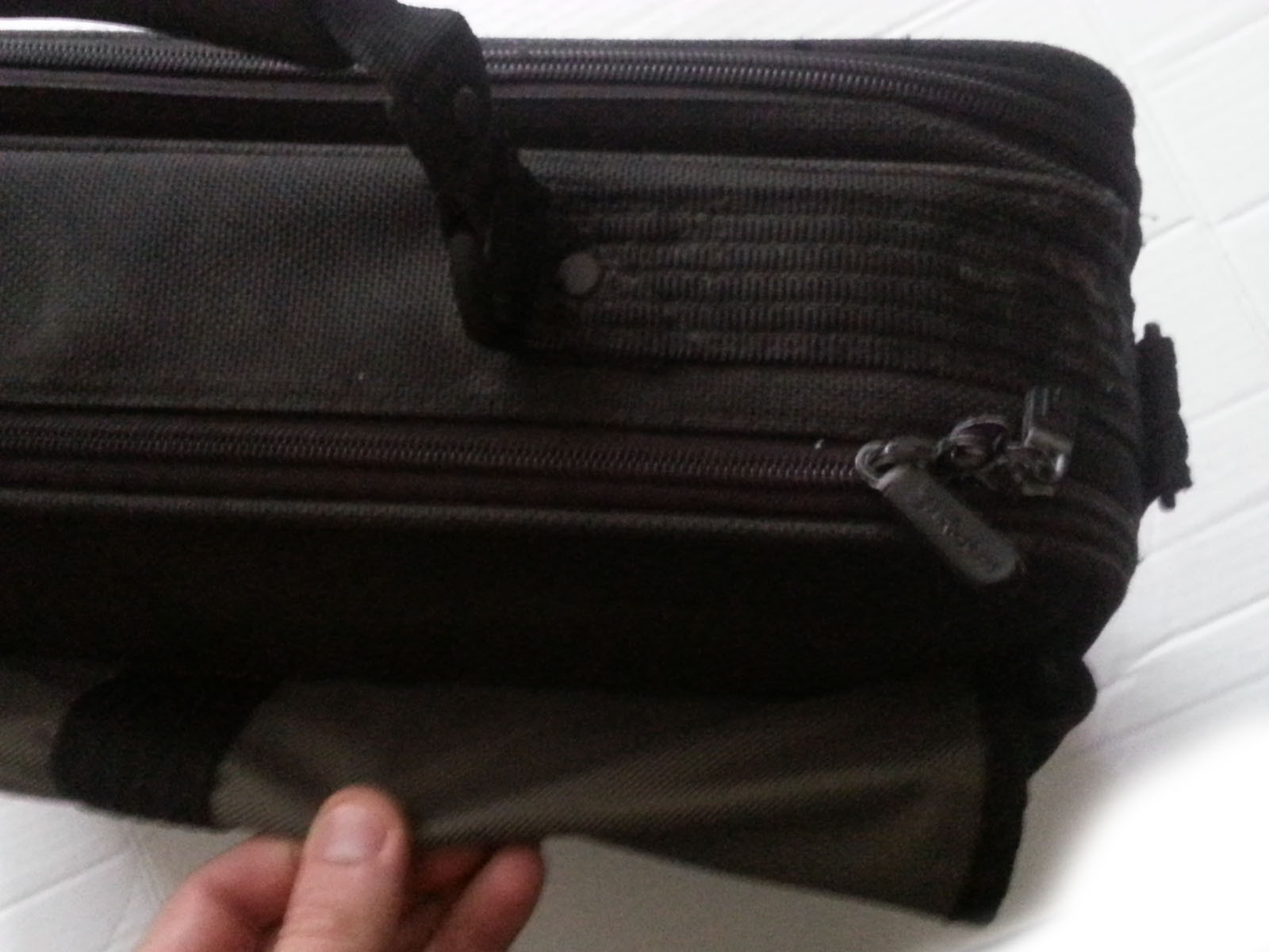 Targus Computer Bag 19.5" diagonal 12" wide 17" long No Shoulder Strap ...