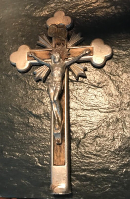 Unusual Vintage Metal/ Wood Crucifix Cross JESUS 6"x3.5" embossed back ...