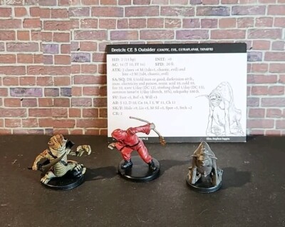 Dungeons & Dragons Miniature Lot of 3 Figures & One Stat Card | eBay
