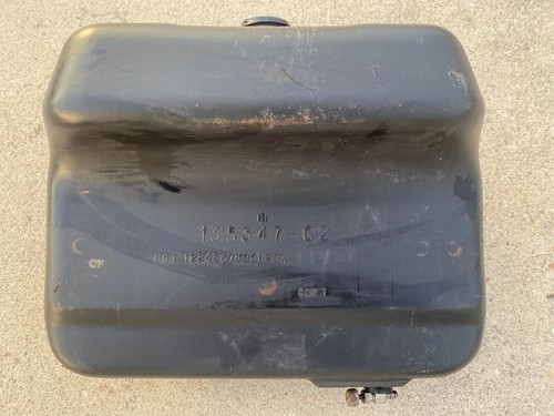 Cub Cadet IH 482 Gas Fuel Tank 135347-C2 Series Garden Tractor | eBay