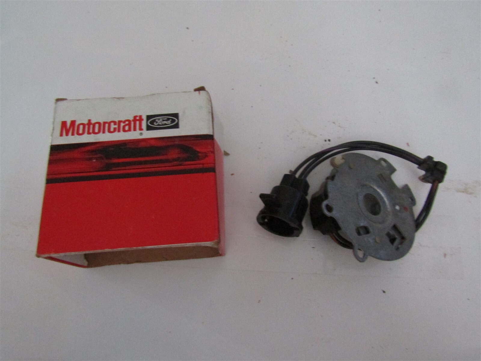 NOS 1978 1979 FORD F100 F150 F250 BRONCO RANCHERO 302 351 DISTRIBUTOR ...