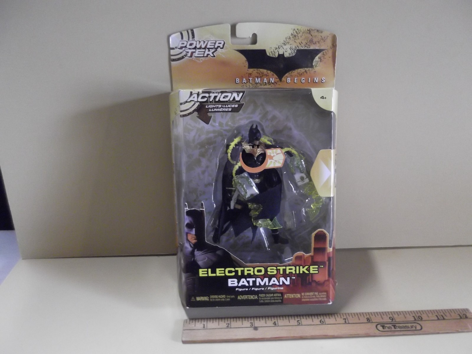Batman Begins Electro Strike Batman 5.5"in Action Figure Power Tek ...