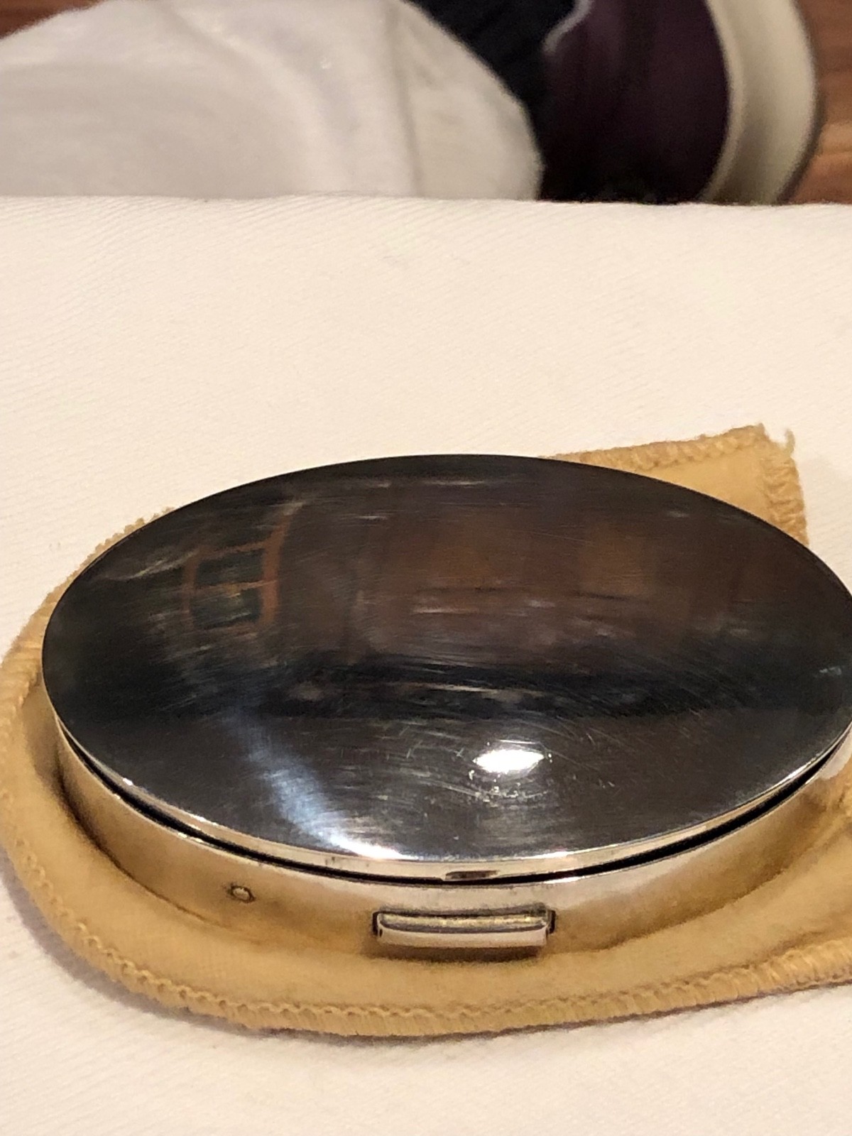 VINTAGE OLD/NEW STERLING SILVER OVAL COMPACT NO MONNOGRAM! MARY DUNHILL ...