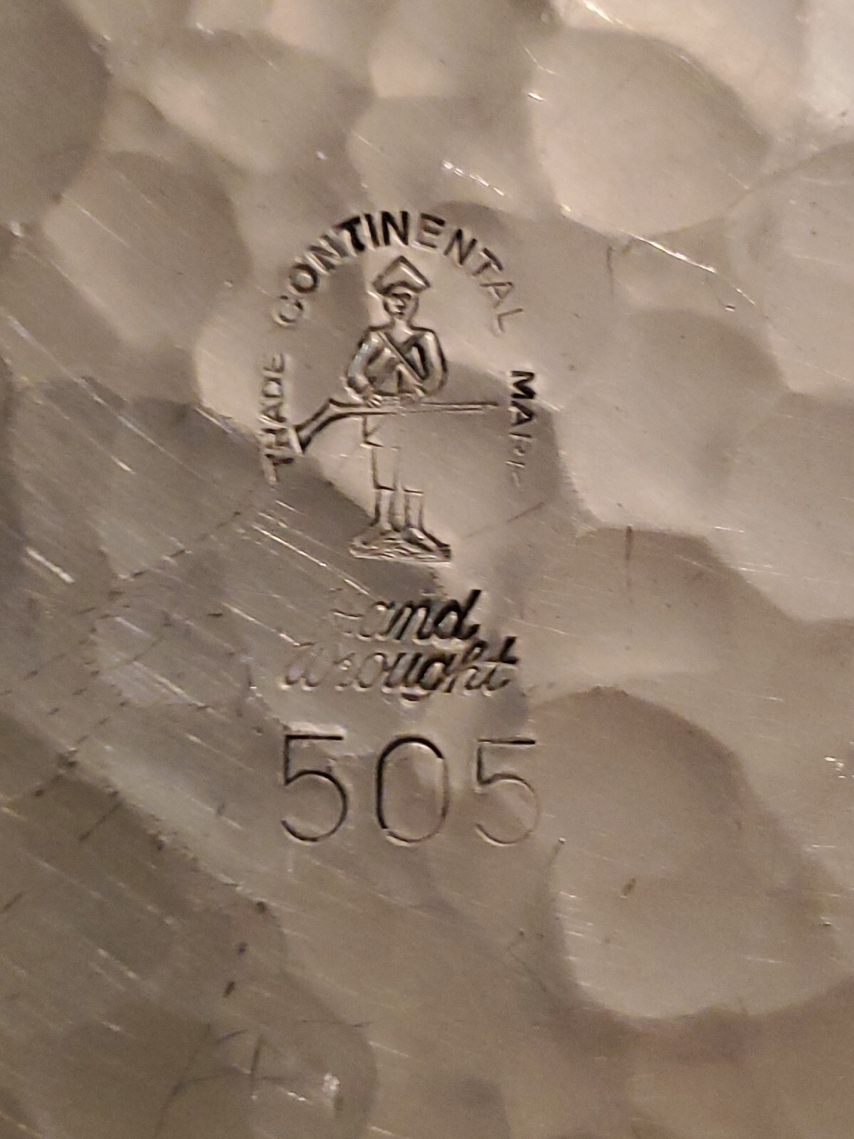 Silverlook Continental Hand Wrought Hammered Aluminum Silent Butler ...