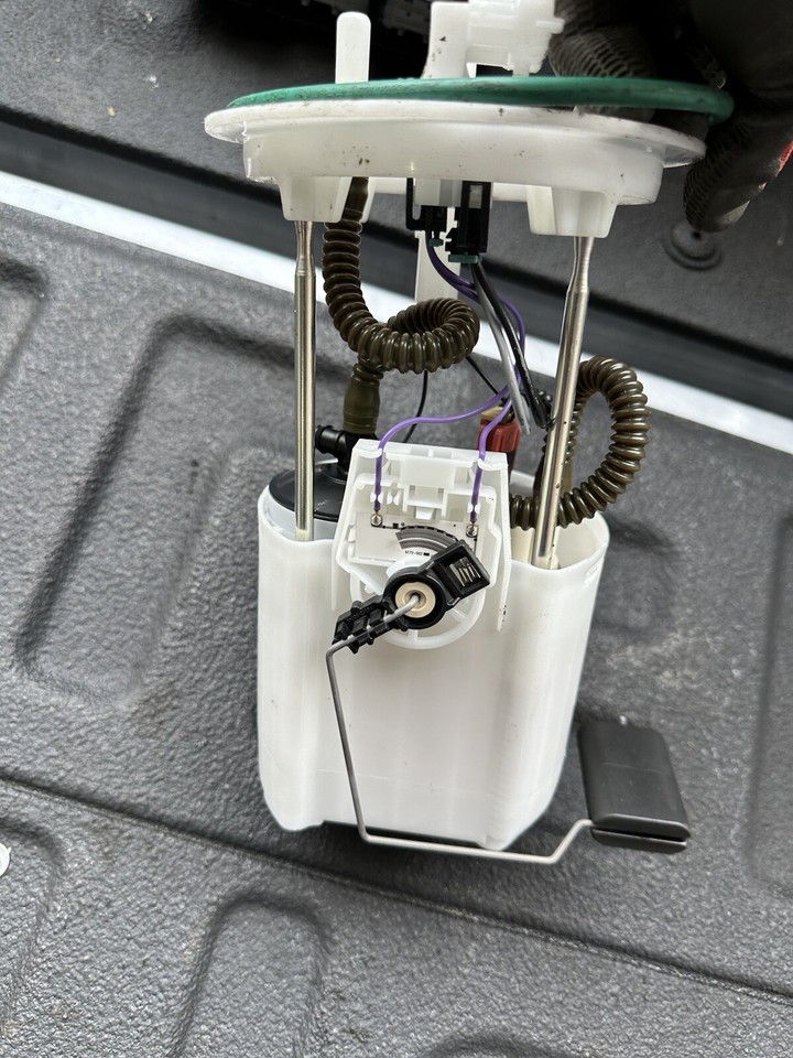 2020 - 2023 LINCOLN AVIATOR 3.0L FUEL GAS PUMP MODULE UNIT OEM ...