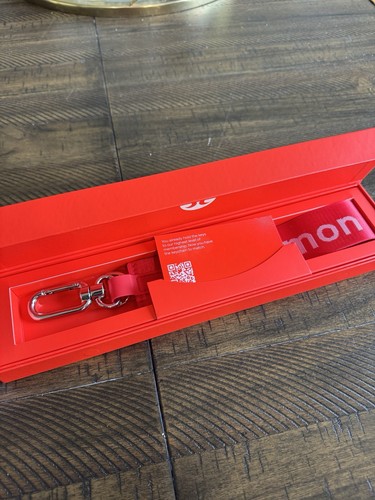 Lululemon Red Exclusive Collective Pinnacle Tier Gift Never Lost Key ...