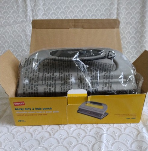 Staples 3 Hole Paper Punch Heavy Duty 30 Sheet Capacity Comfort Grip ...