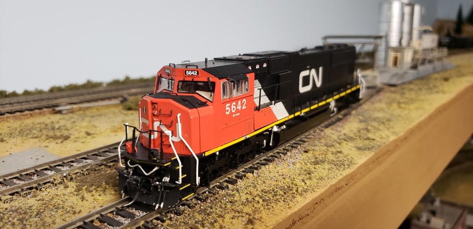 Athearn Genesis CN SD75I #5642 DCC & Tsunami Sound | eBay