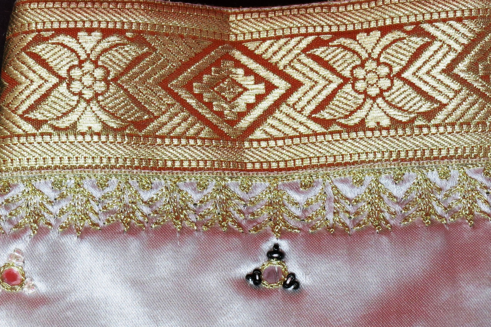 Talisman Satan Purse w beading by Kate Geddes Cream w Gold NEW w Tag | eBay