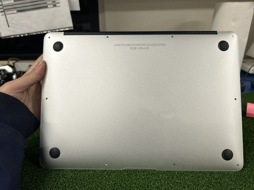 MacBook Air Early 2014 13.3” (i7 4th Gen/1.7GHz/8gb/256gb SSD/Catalina ...