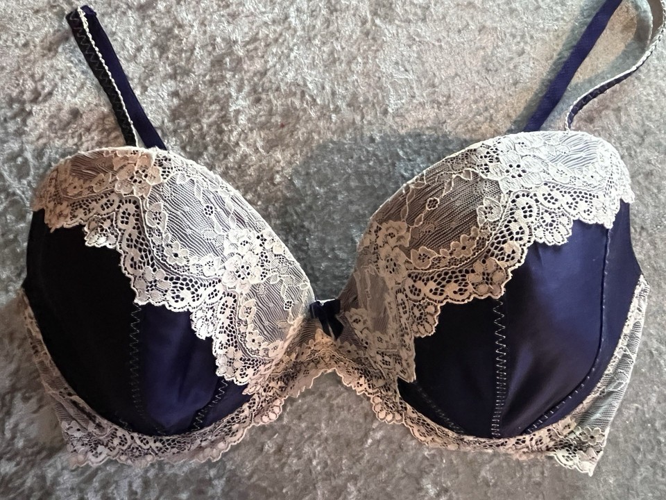 Secret possessions 38F Indigo Blue cream lace bra padded underwired ...