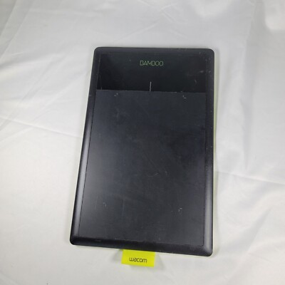 Wacom Pen Tablet Simple Tablet Bamboo CTL-470 / *Needs* Pen B32 | eBay