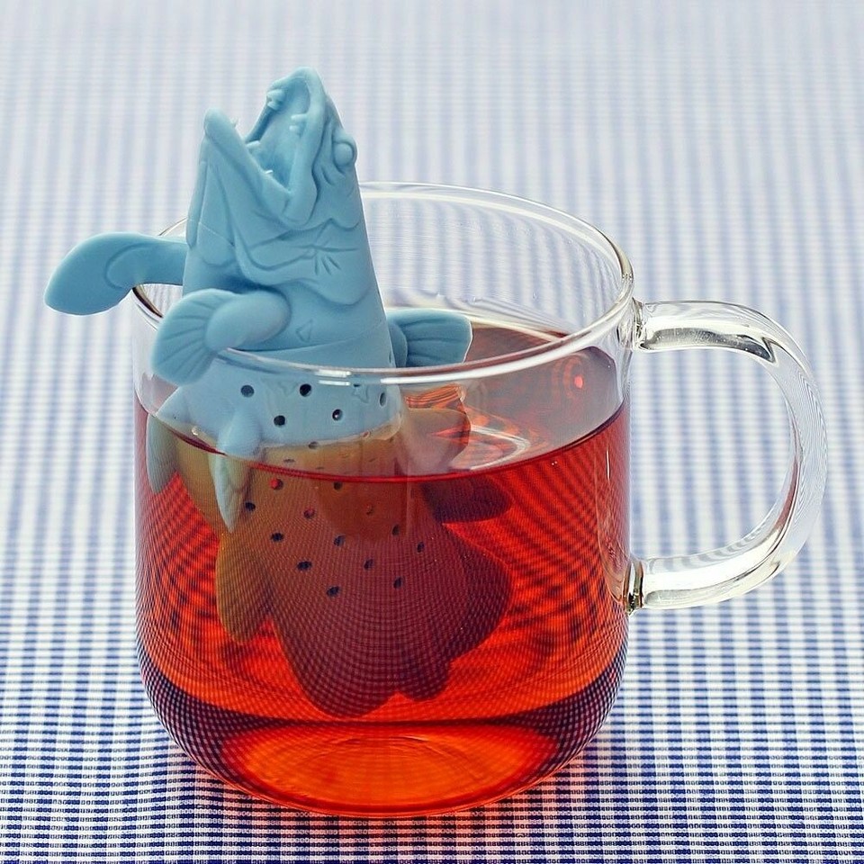 COLORATA Silicon Animal Tea Infuser Strainer Coelacanth 4 x 11.2 x 5.7 ...
