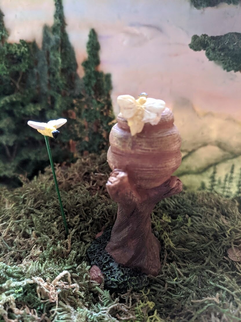 Honeycomb with Bee and 1 Bee pick MG 166 Miniature Fairy Garden | eBay