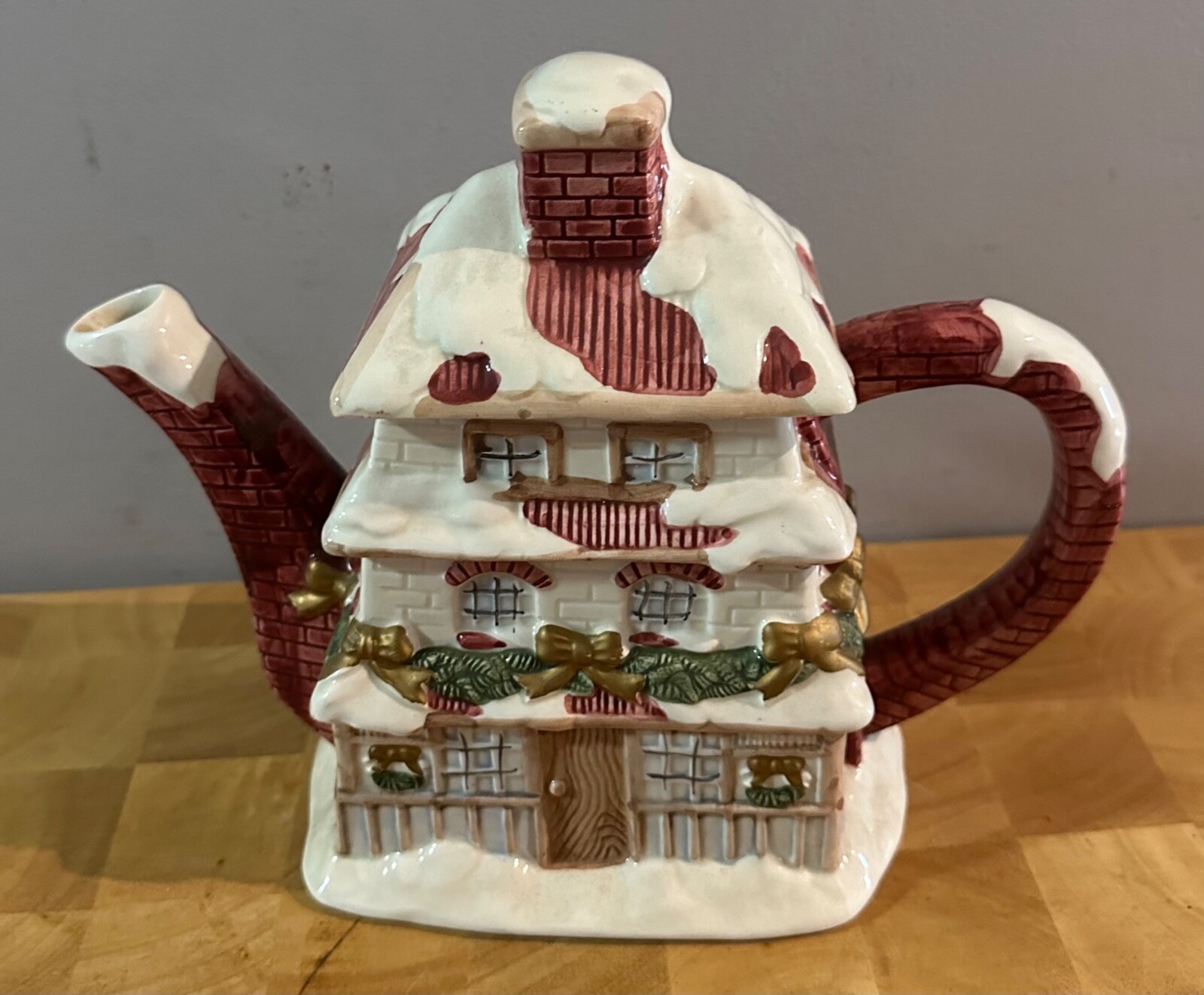 Vintage Windsor Collection Dickens Village Christmas House Teapot ...