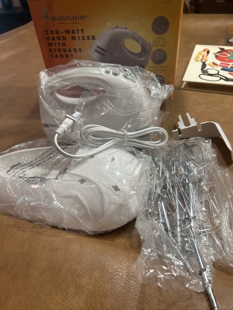 Toastmaster 1776 125W Six Speed Hand Held Mixer IN Orig Box with Orig ...