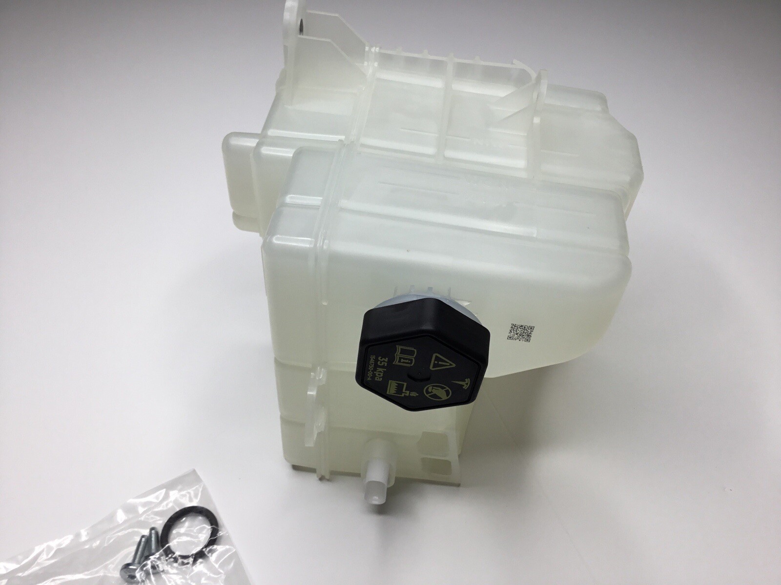 Tesla Model 3, Y Service Kit Coolant Bottle Heat Pump 1606364-00-A NEW ...