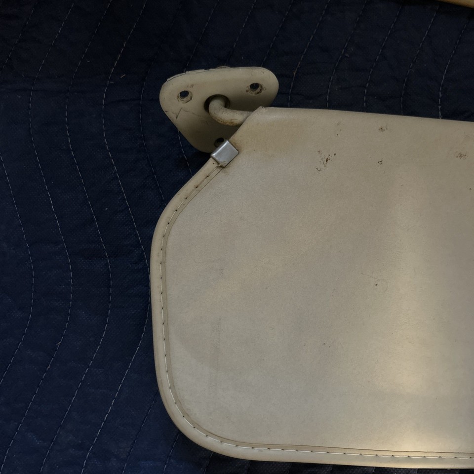 OEM-GM-1973-1987-SQUARE BODY- Full Size Chevy/GMC Truck Sun Visors ...