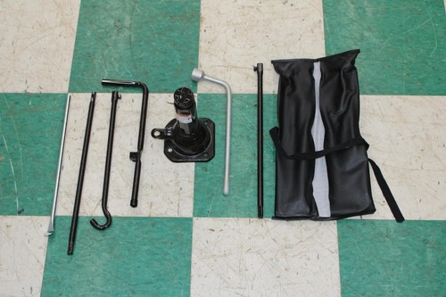 10-24 4 Runner Emergency Spare Bottle Jack Toolkit Tool Kit Set Unit ...